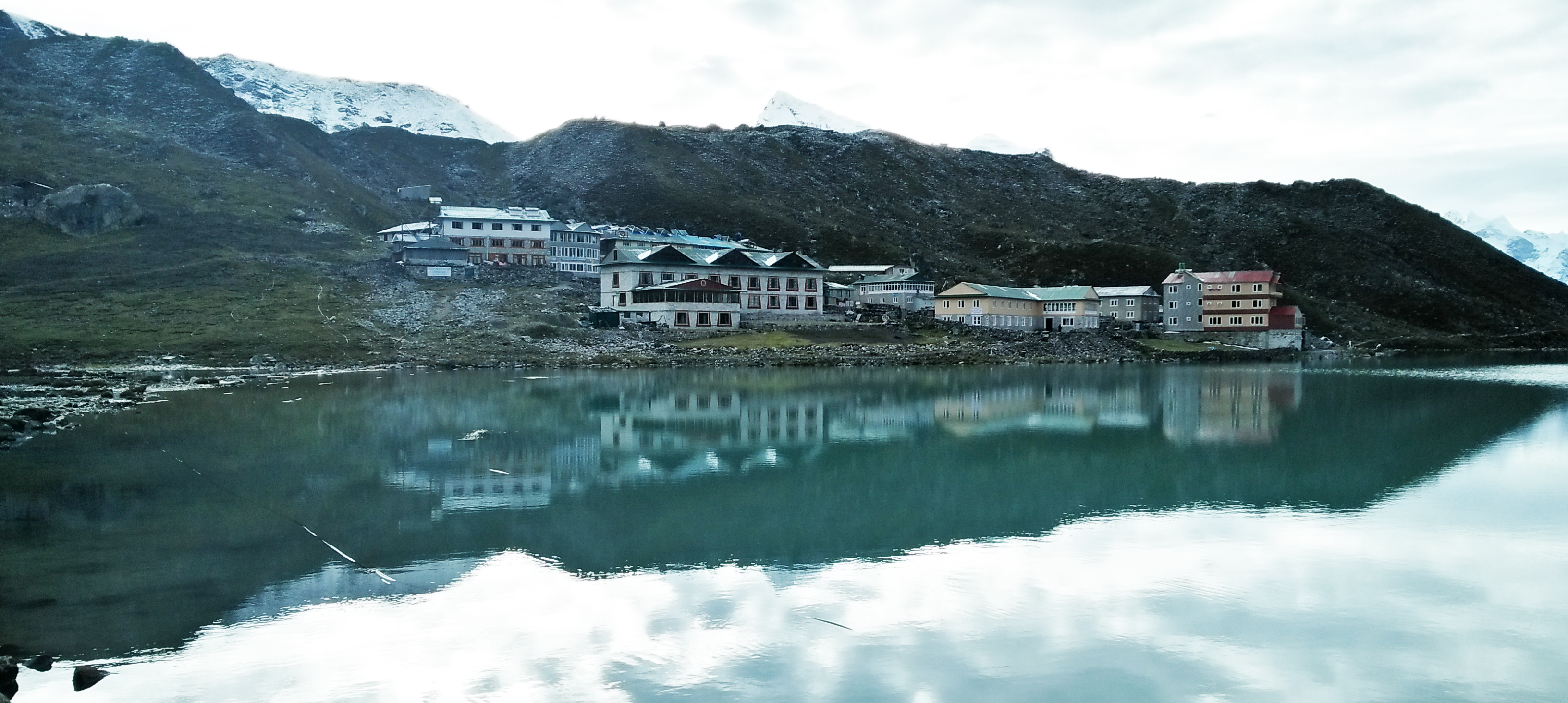 Everything You Need To Know About The Gokyo Lake Cho La Pass EBC Trek ...